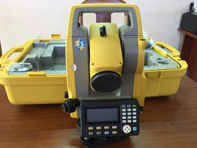 Máy toàn đạc điện tử Topcon ES 55 đo xa không gương - giá rẻ